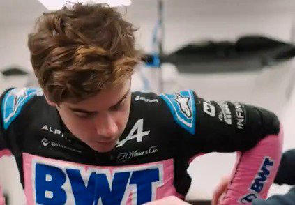 El argentino Franco Colapinto se colocó el traje de Alpine por primera vez