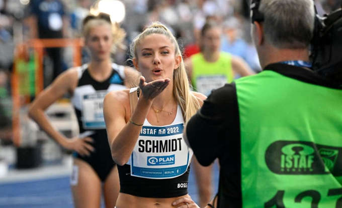 La atleta más bella del mundo".