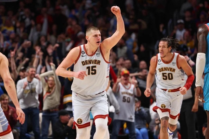 La volcada de la que habla toda la NBA